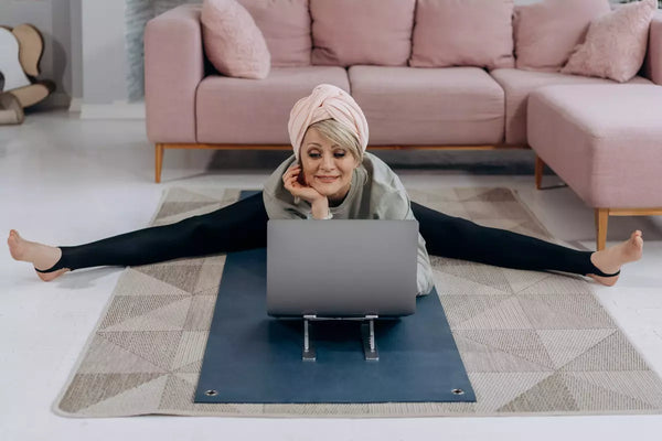 Assistive Devices and Trendy Technology in Elderly Lives - uplivin