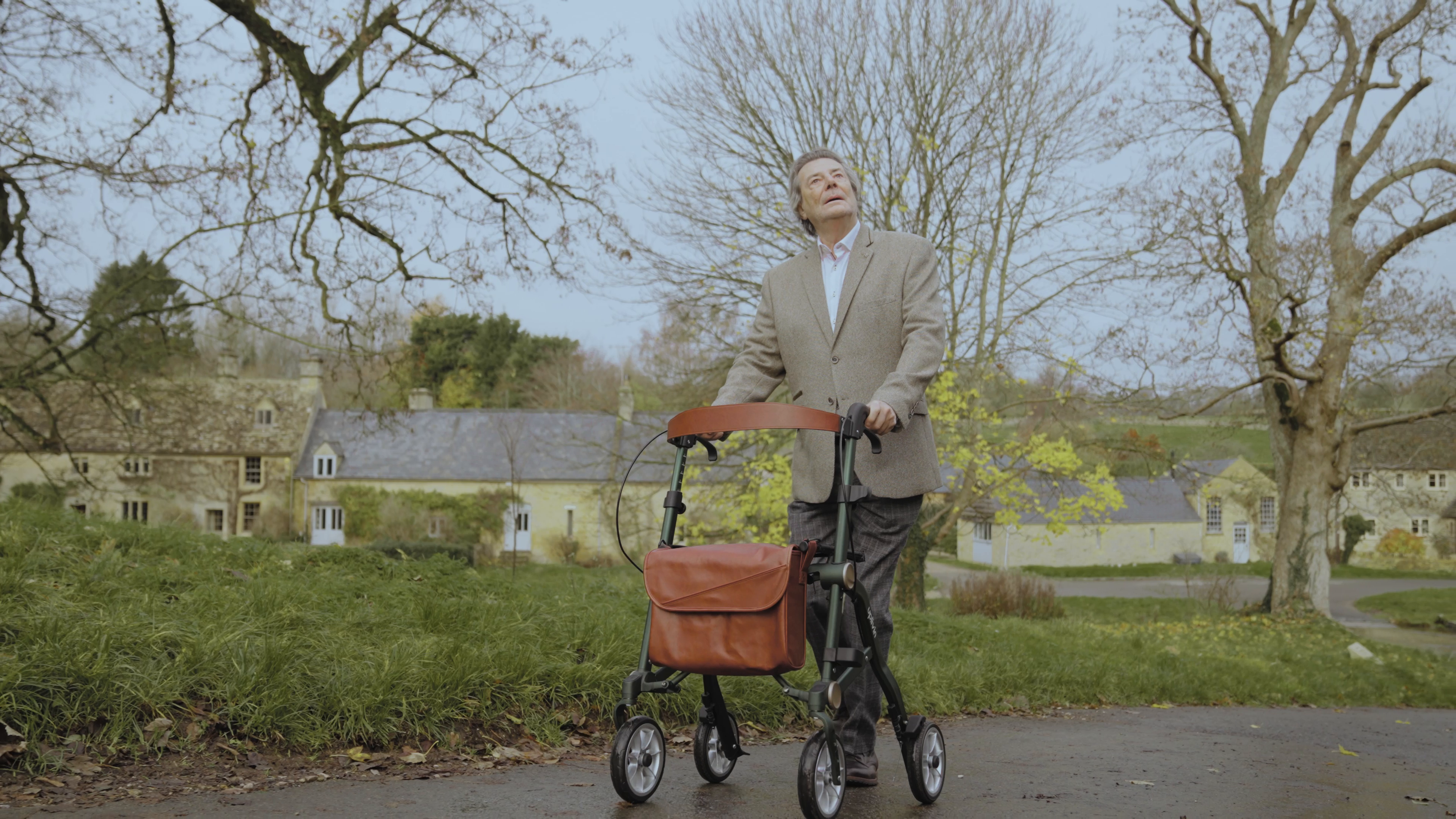 The benefits of using a rollator for mobility and independence - uplivin