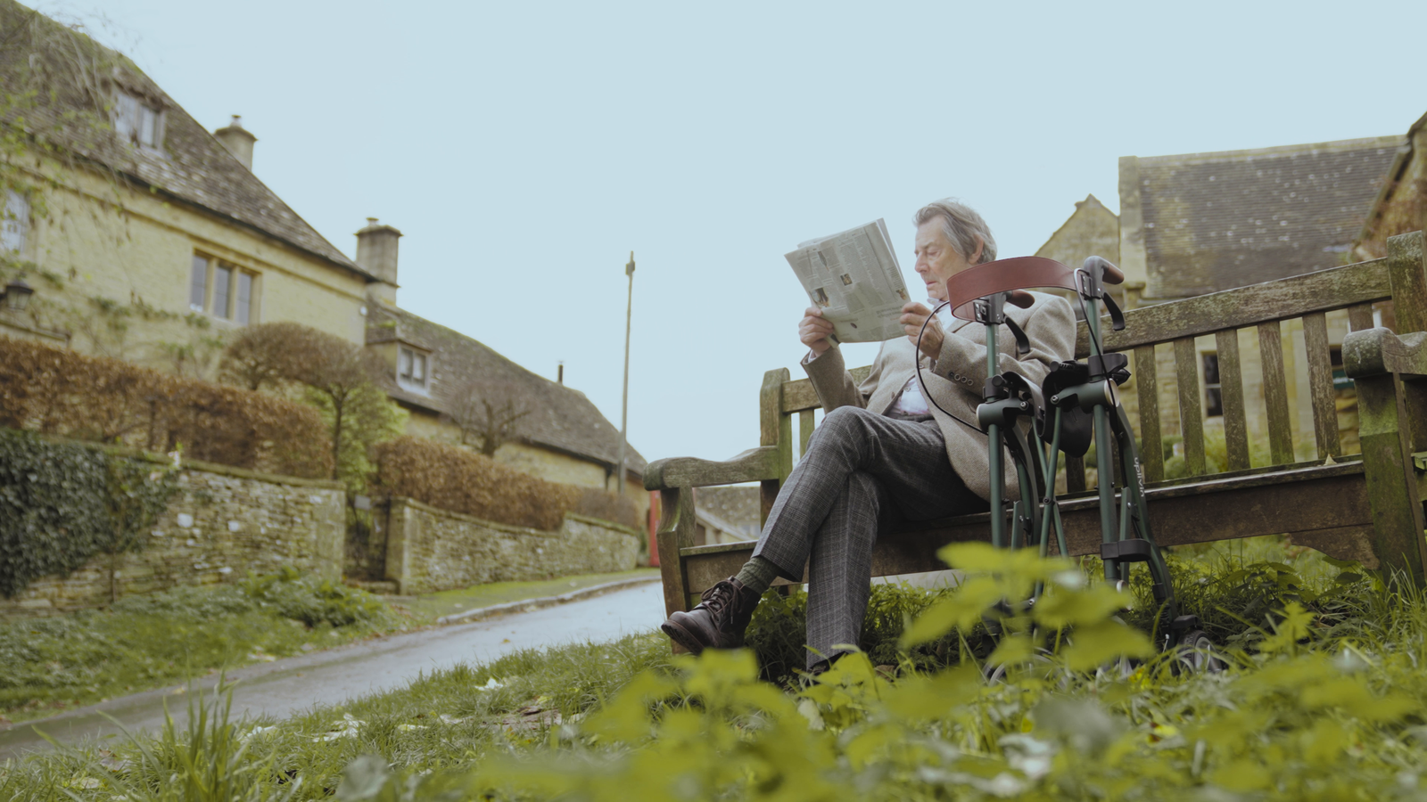 Uplivin UK: Creative Mobility Rollator Designs for Seniors